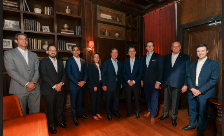 Banco Popular celebra 50 años de relación con Bank of America